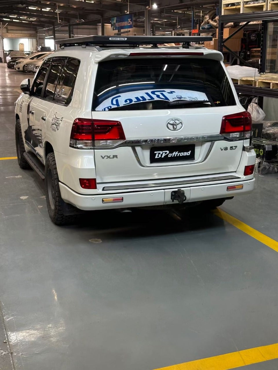 Toyota LC200 rear off-road bumper 08-20 – AkiOverland