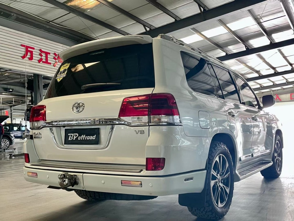 Toyota LC200 rear off-road bumper 08-20 – AkiOverland