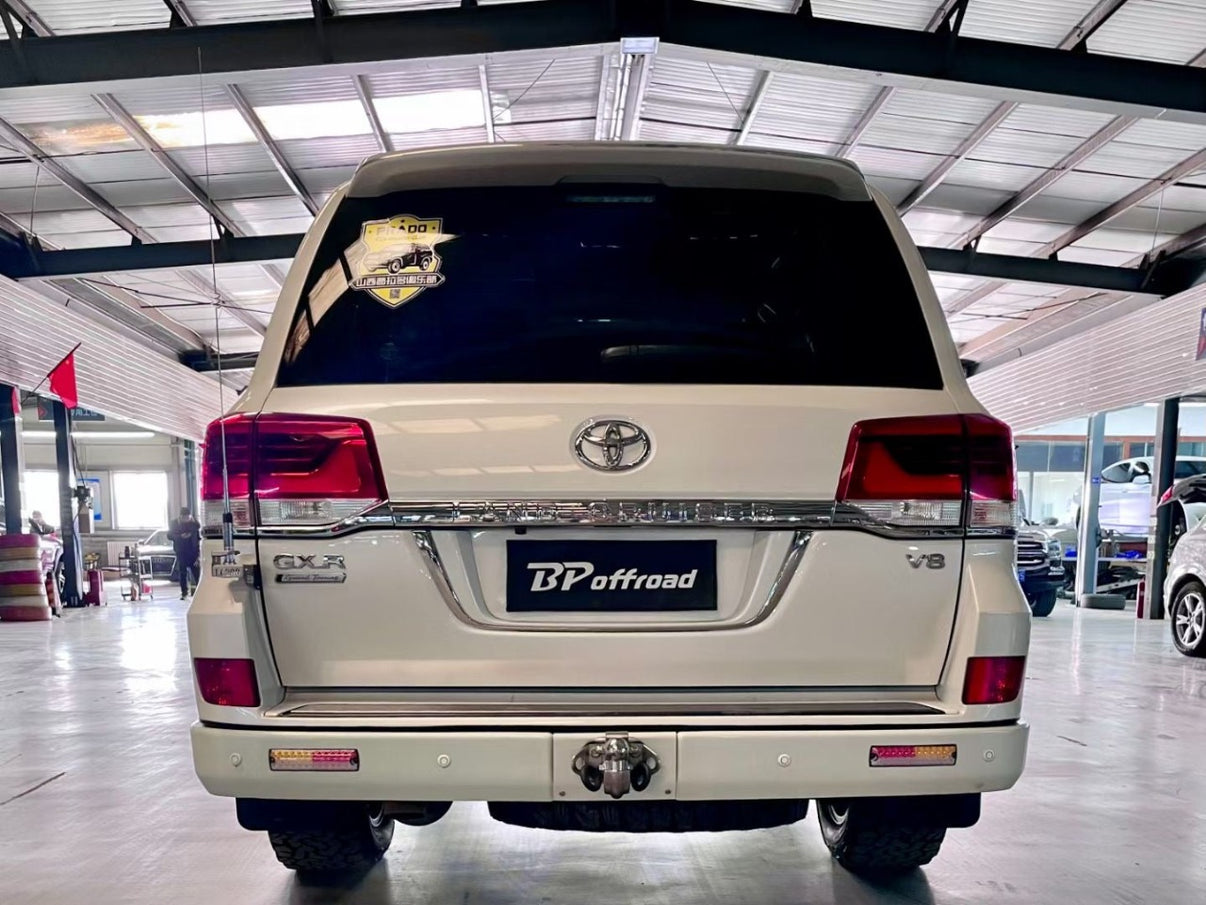 Toyota LC200 rear off-road bumper 08-20 – AkiOverland